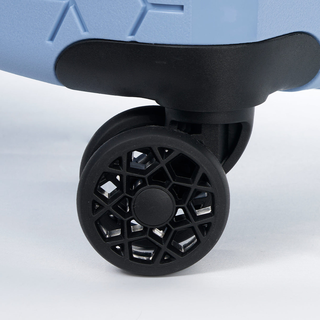 Verage Diamond GM18106W (Polar Blue) – The Travel Store